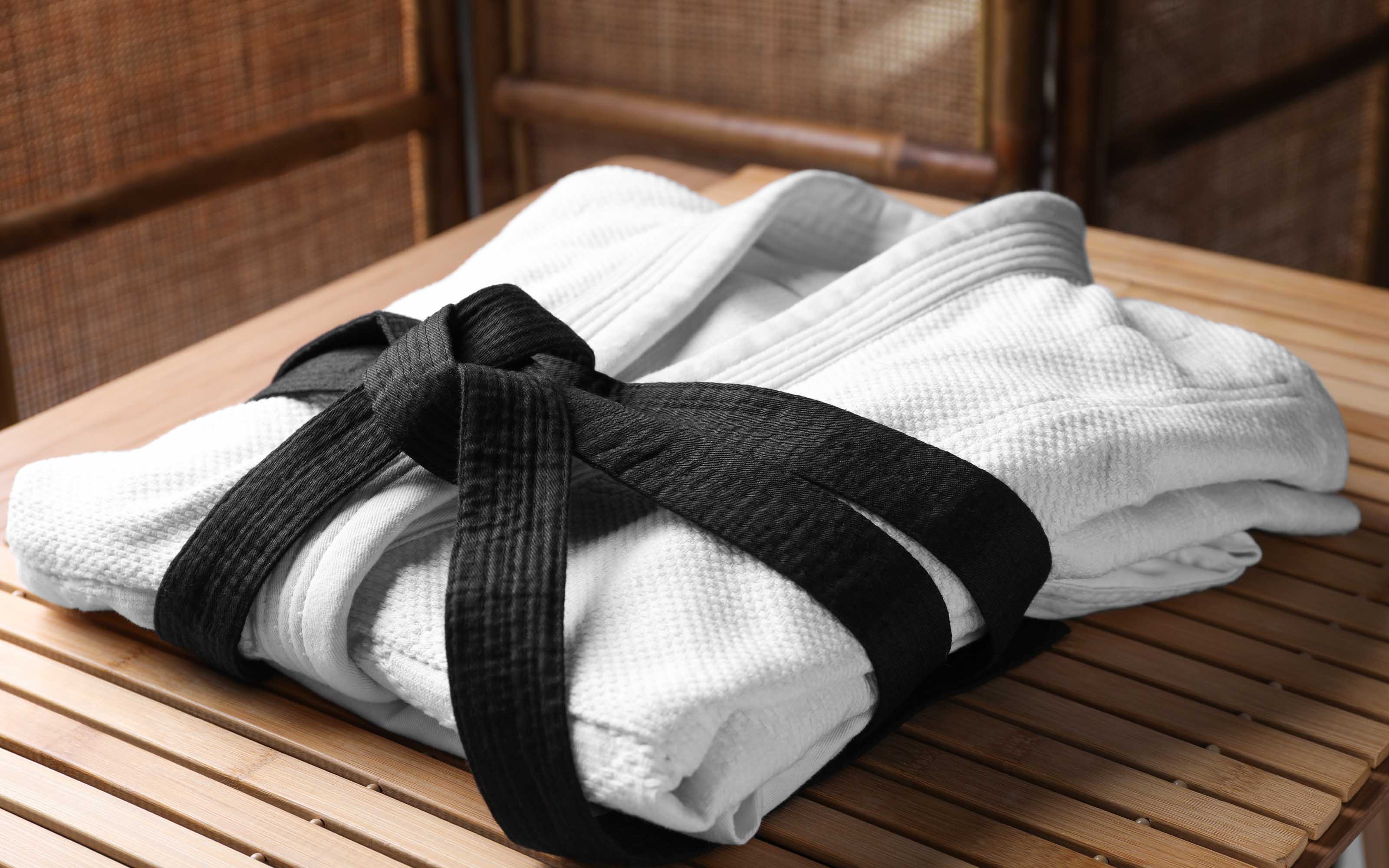 Gi Fabric and Fit Guide for Martial Arts Training | AMAS